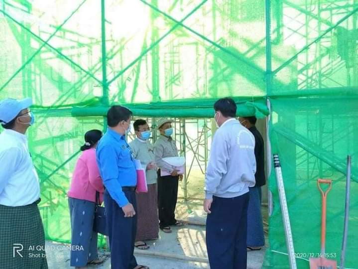 နတ်မောက်မြို့ ဗိုလ်ချုပ်အောင်ဆန်းပန်းခြံအတွင်း လွပ်လပ်ရေးကျောက်တိုင် တည